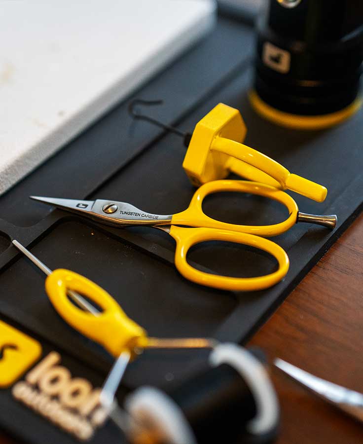 Tungsten Carbide Universal Scissors w/ Precision Peg | Loon Outdoors